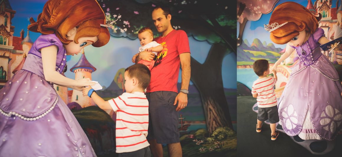 Fool-proof Plan for Making Disney Character Meetings Magical - Magic ...